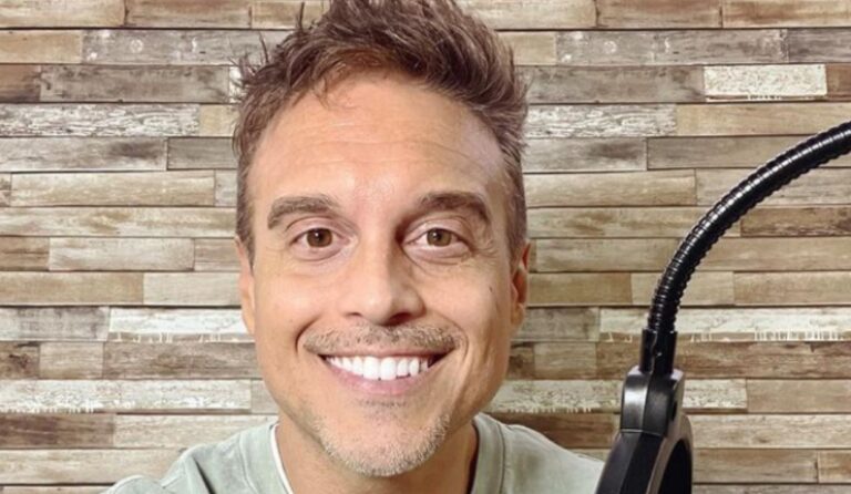 Ex-Porn Star-Turned-Pastor Shares 'Real Risk in Consuming Pornography ...