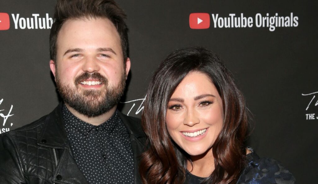 Kari Jobe Shares Moving Experience at Asbury Revival: 'All About Jesus ...